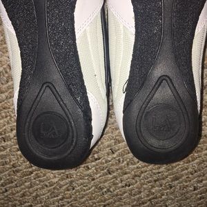 LA Gear | Shoes | La Gear Athletic Shoes | Poshmark